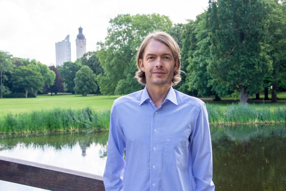 Iven Kurz von EVERGREEN über Nachhaltigkeit der Finanzbranche